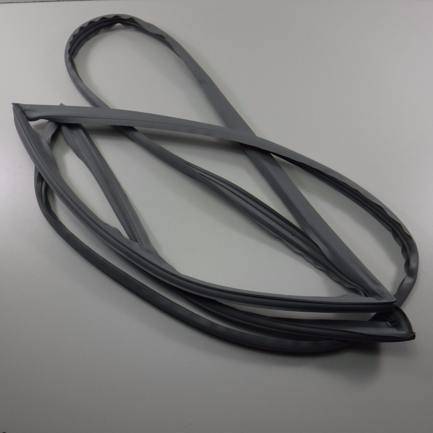 Electrolux Fridge and Freezer Door Seal / Gasket 085719