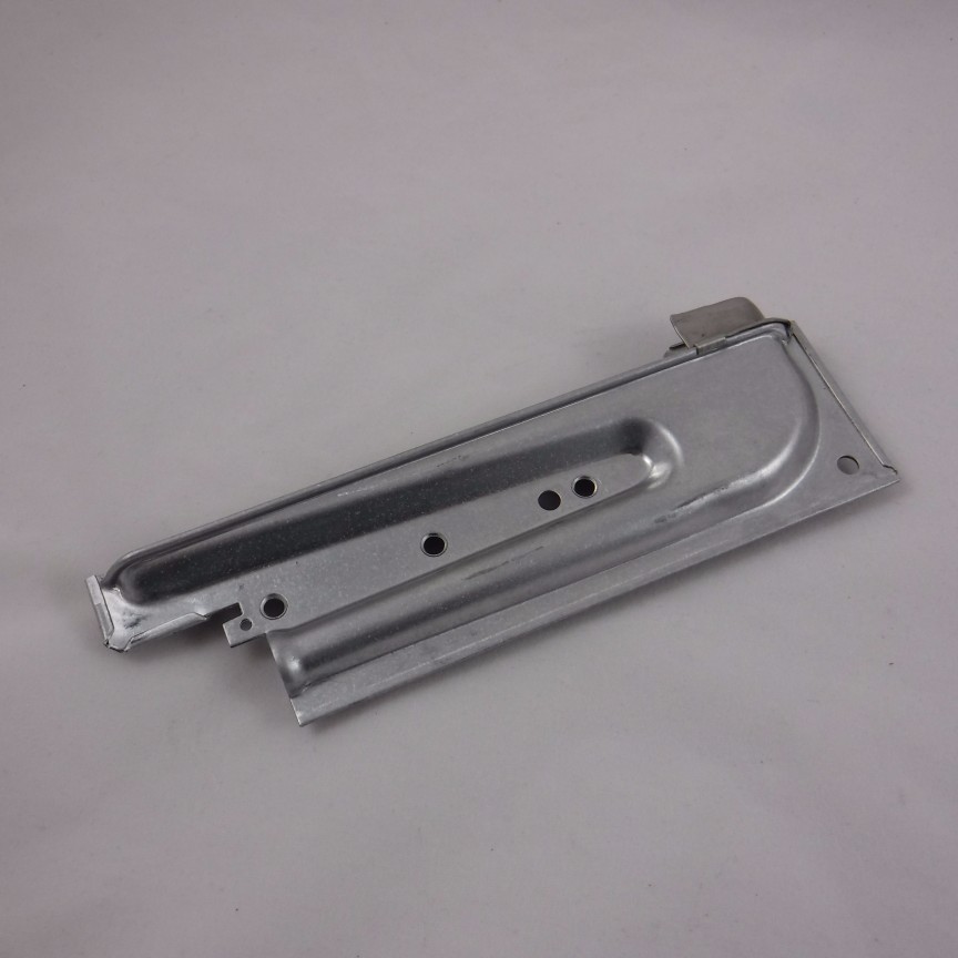 Leisure - Rangemaster Cooker / Oven OVEN BURNER ASSEMBLY A084126