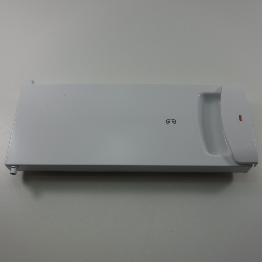 Lec Fridge and Freezer EVAPORATOR DOOR 082625286